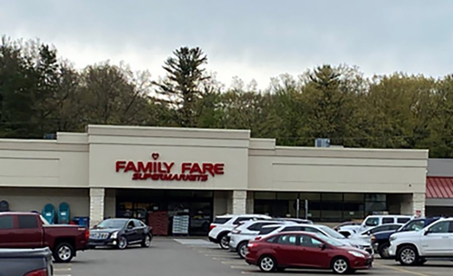 ‘Rooftop Ninja’ Discovered Living on Roof, Inside Grocery Sign ...