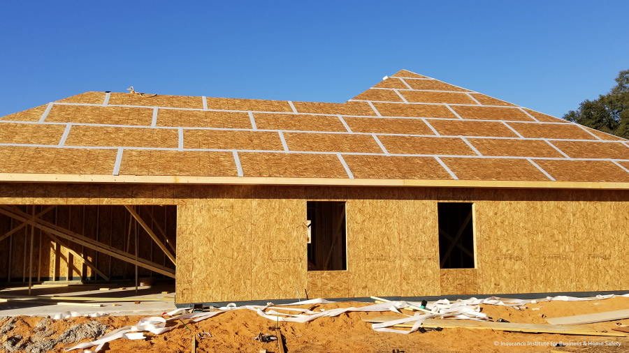 IBHS Releasing New FORTIFIED Virtual Training for Roofing Contractors ...