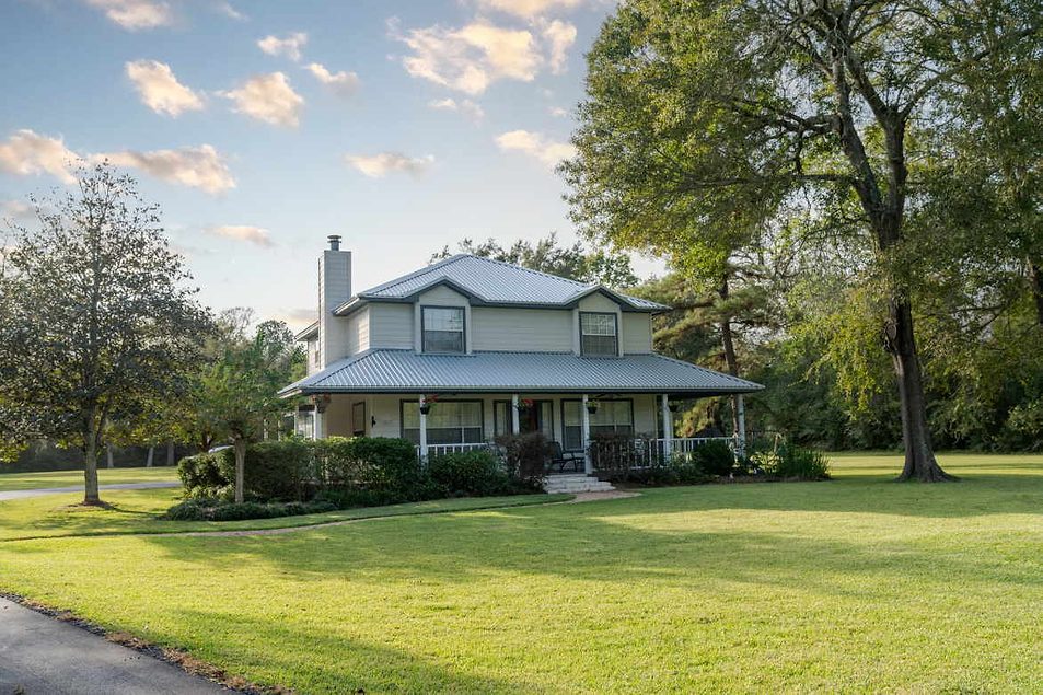 Project Profile: Metal Depots’ PBU Panel Provides Desired Aesthetic ...